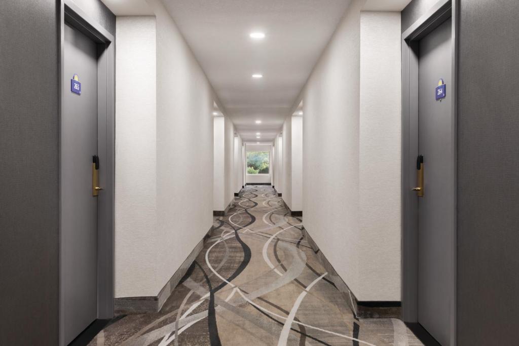 Days Inn by Wyndham Kingston, Kingston (updated prices 2025)