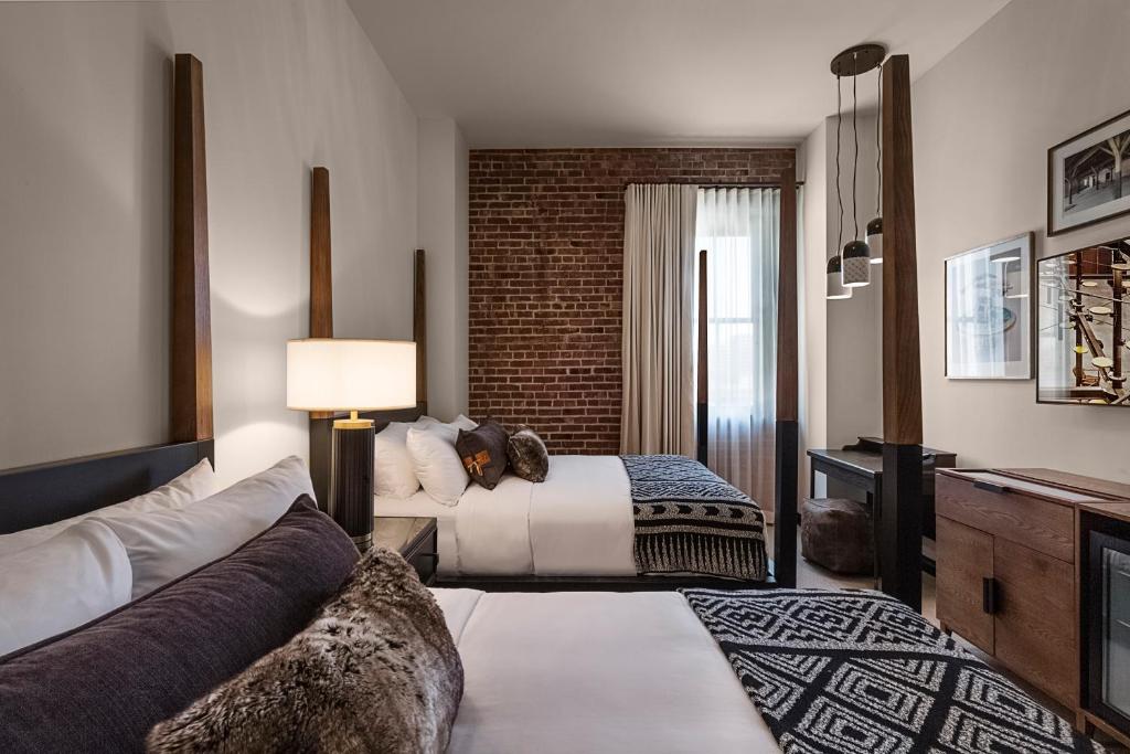 Crossroads Hotel, Kansas City (updated prices 2025)