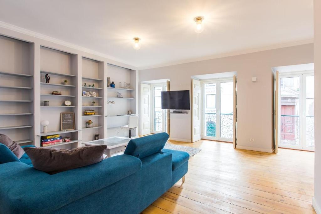 Calçada do Combro, Lisbon (updated prices 2026)