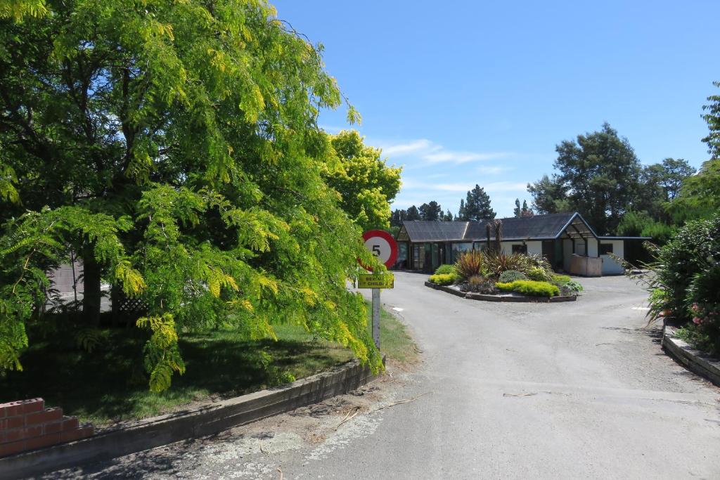 Rangiora Eco Holiday Park, Fernside (updated prices 2025)