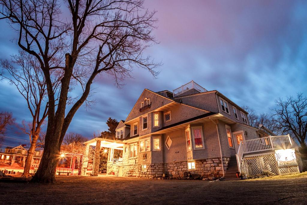 Friendly City Inn B&B, Harrisonburg (updated prices 2026)