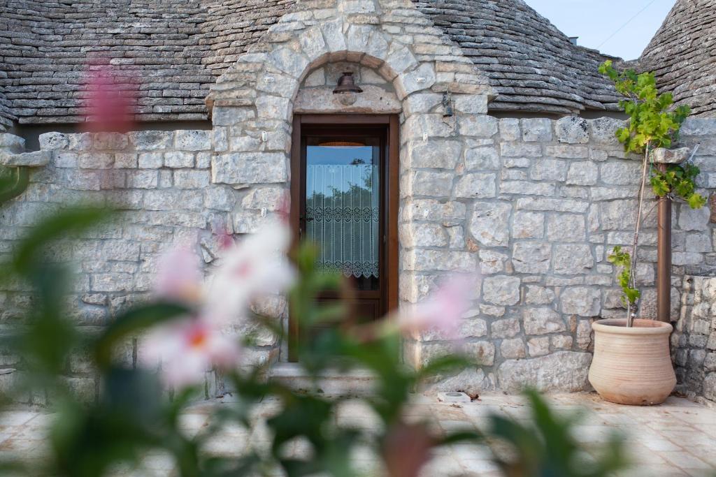 Trullo Siamese, Alberobello (updated prices 2025)