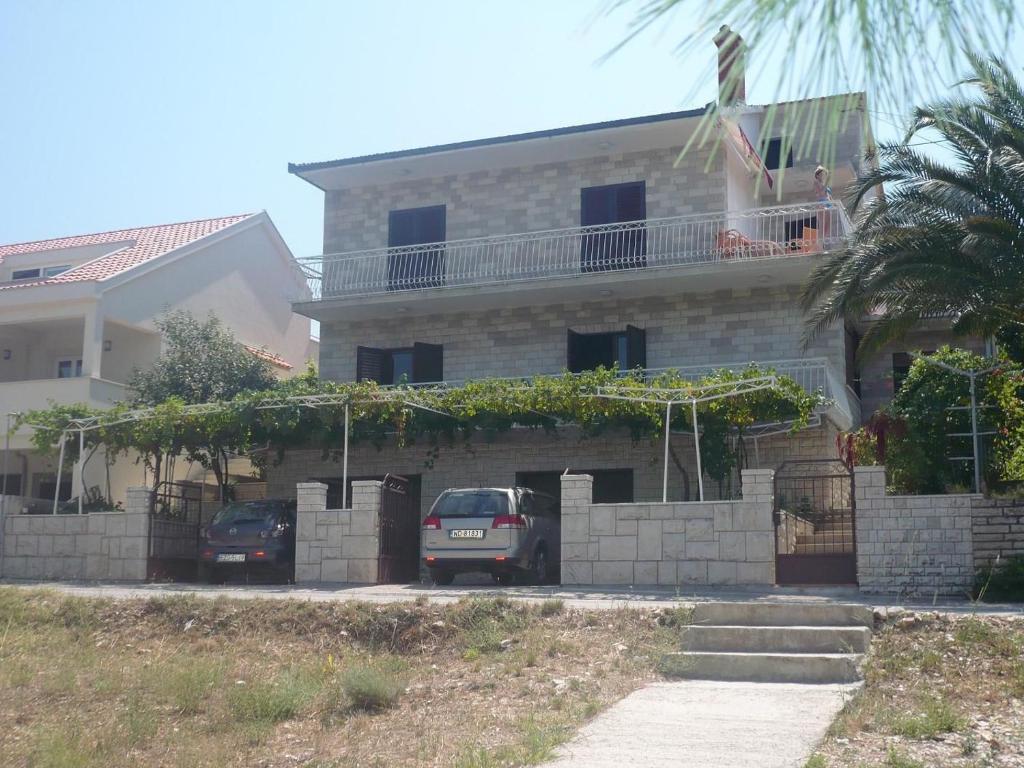 Apartments Sara, Trogir (updated prices 2024) Apartments Sara, Trogir (updated prices 2024)