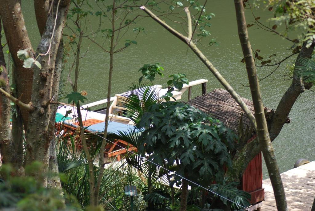 Crater Bay Cottages, Kabale (updated prices 2025)