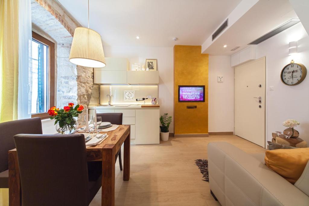 Golden Palace, Split (updated prices 2025)