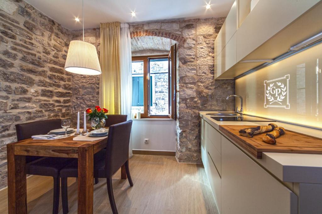 Golden Palace, Split (updated prices 2025)