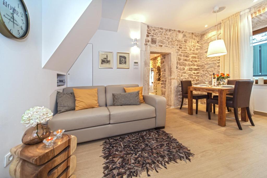 Golden Palace, Split (updated prices 2025)