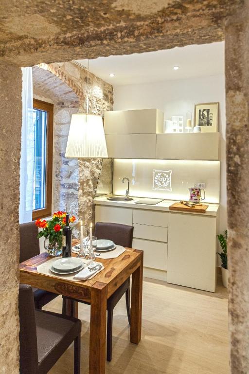 Golden Palace, Split (updated prices 2025)