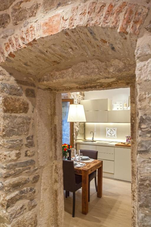 Golden Palace, Split (updated prices 2025)