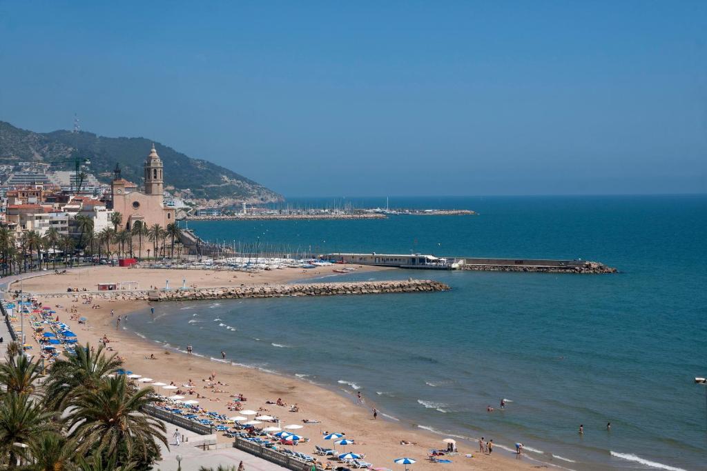Calipolis, Sitges (updated prices 2025)
