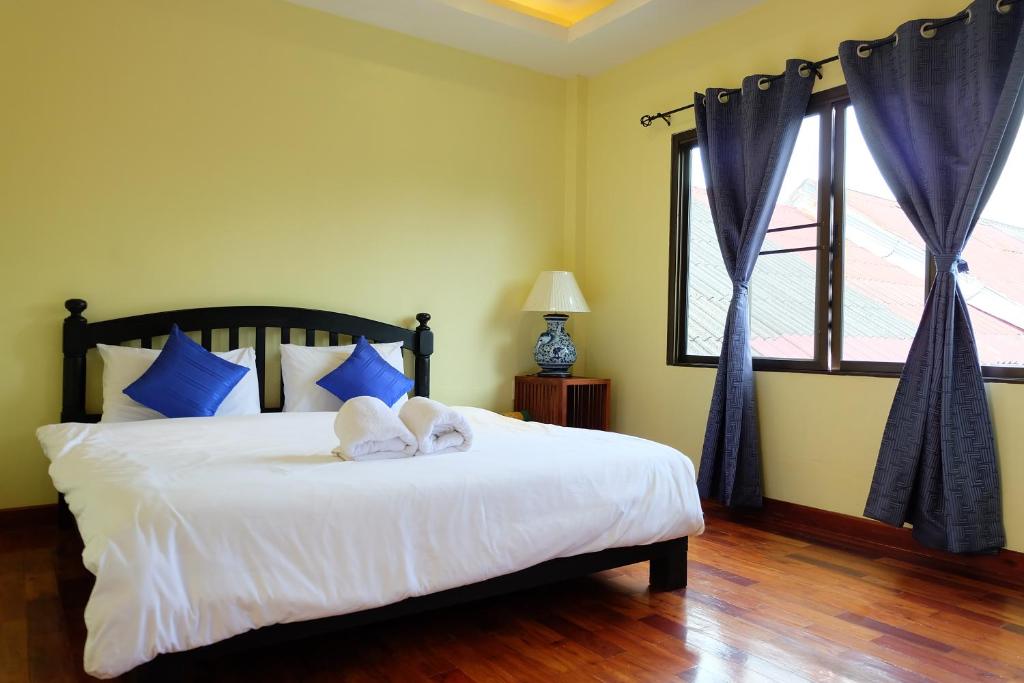 Inthira Thakhek, Thakhek (updated prices 2025)