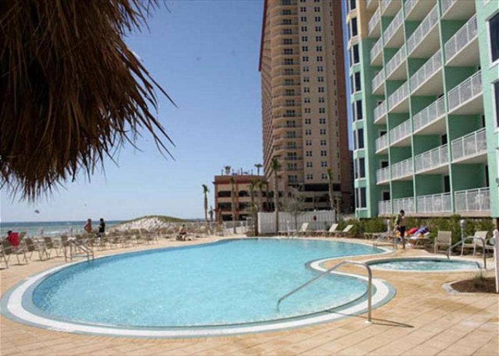 Emerald Beach 2032, Panama City Beach (updated prices 2026)