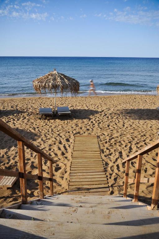 The Mini Beach Hotel, Stalos (updated prices 2026)