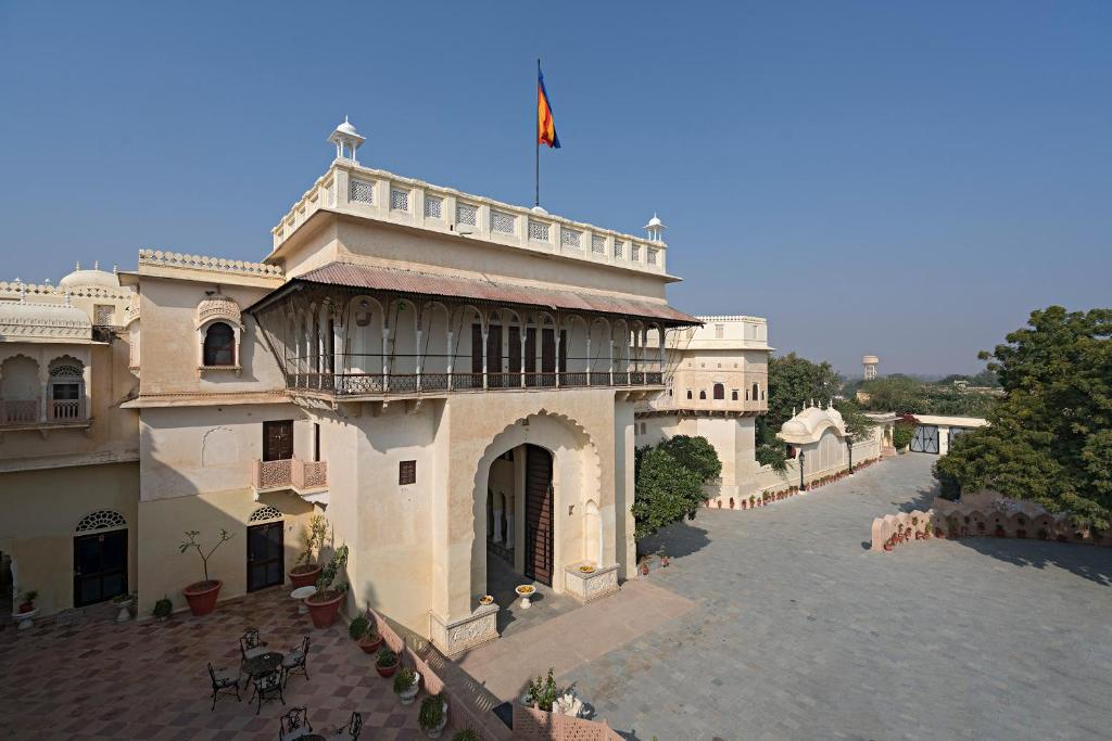 Alsisar Mahal- Heritage Hotel, Alsīsar (updated prices 2025)