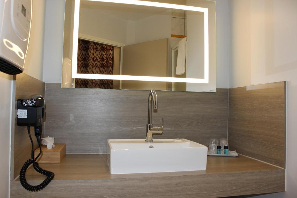 Hotel le Vauxois, Vaux-sous-Aubigny (updated prices 2025)