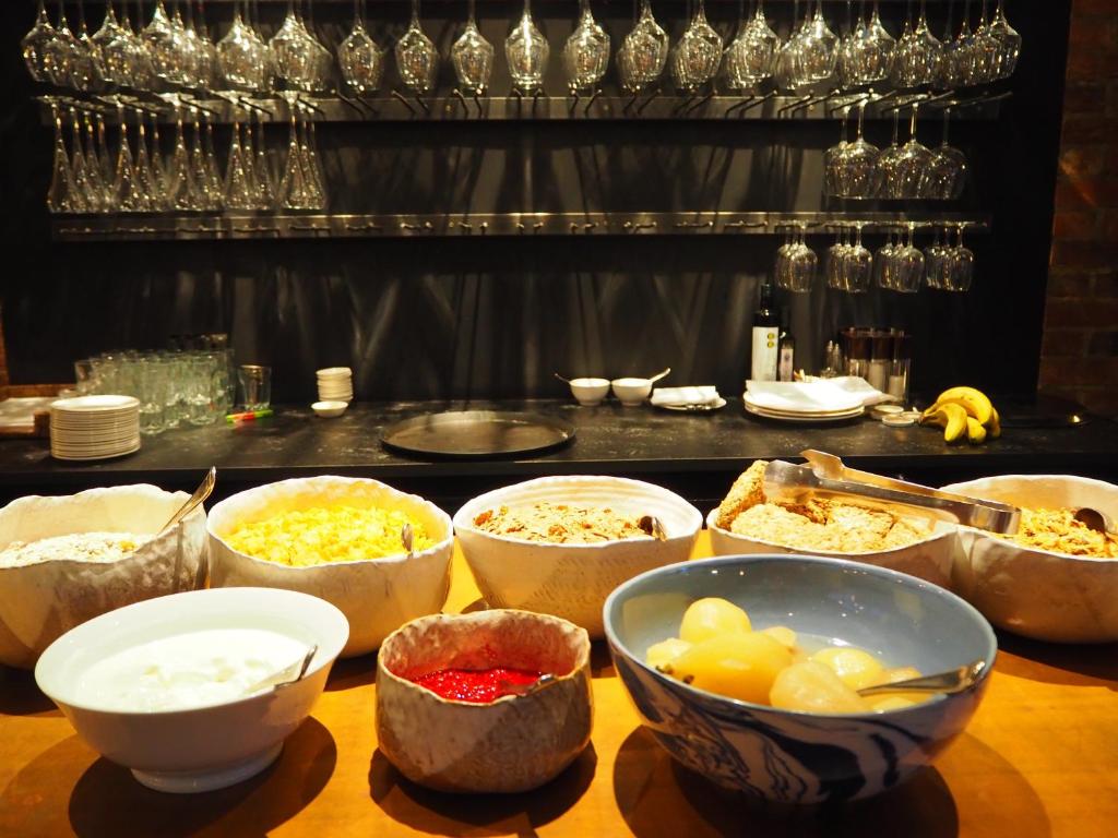 The Old Bridge, Huntingdon (updated prices 2025)