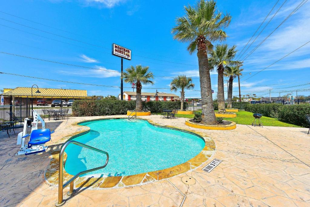 Microtel Inn & Suites by Wyndham New Braunfels I-35, New Braunfels ...