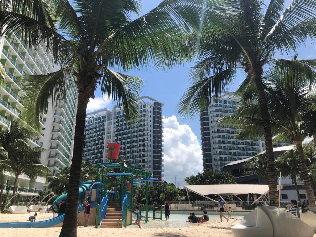 AZURE URBAN RESORT RESIDENCE R&C - Parañaque, Manila (updated prices 2025)