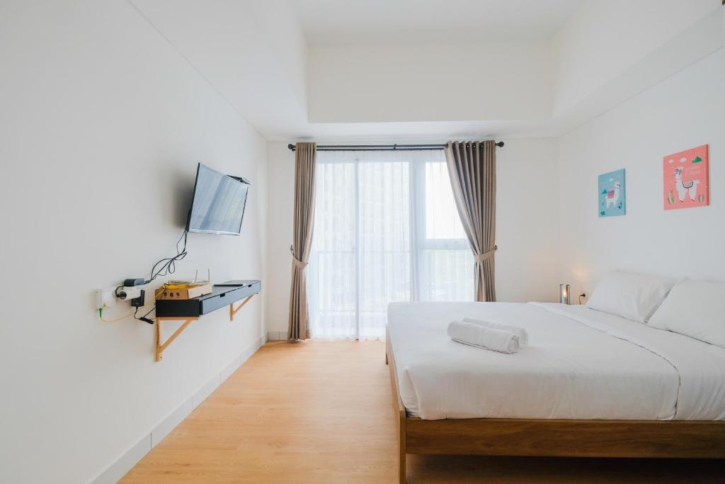 Simple Furnished Studio Casa De Parco Apartment By Travelio ...