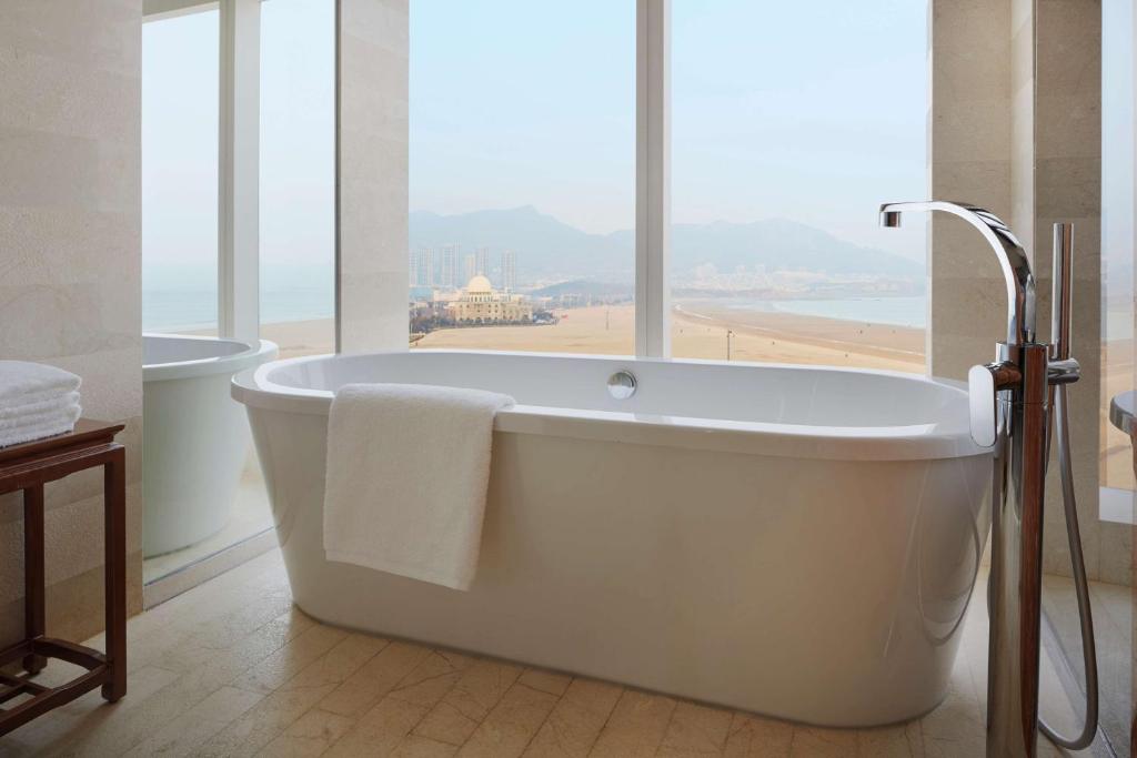 Hyatt Regency Qingdao, Qingdao (updated prices 2025)