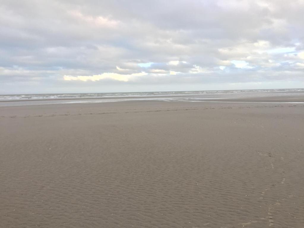 The Bunker Cottage, Baltray, Drogheda (updated prices 2025)