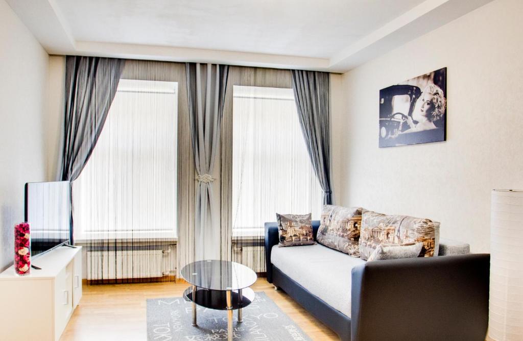 Apartment near the Griboedov Embankment, Saint Petersburg (updated ...