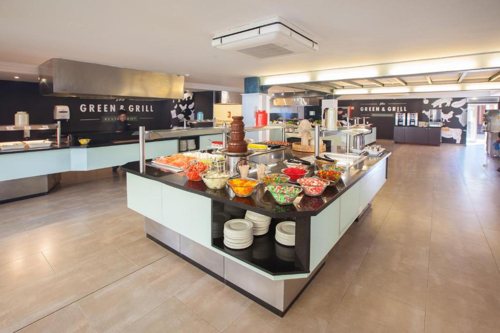 Grupotel Alcudia Pins, Playa de Muro (updated prices 2025)