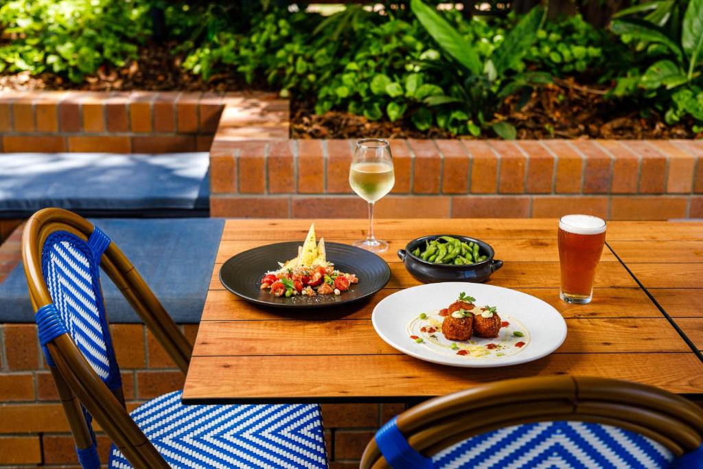 The Waterloo Bay Hotel, Brisbane (updated prices 2025)