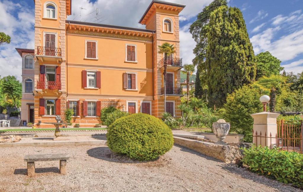 Appartamento  It017074c2jupamy35  Con Giardino - Gardone Riviera