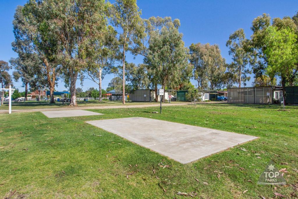 Boomerang Way Tourist Park, Tocumwal (updated prices 2025)