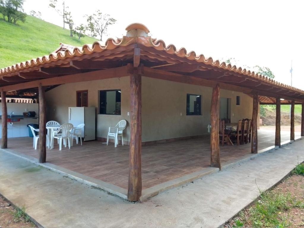 Sitio Com Piscina, 2km Da Cidade óTima Localização - Capitólio