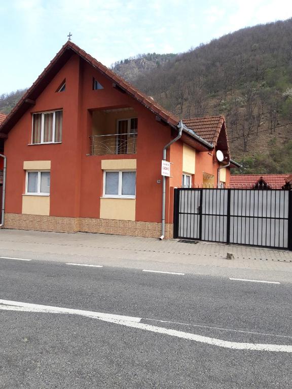 Casa Alex Transalpina Sugag, Şugag (updated prices 2025)