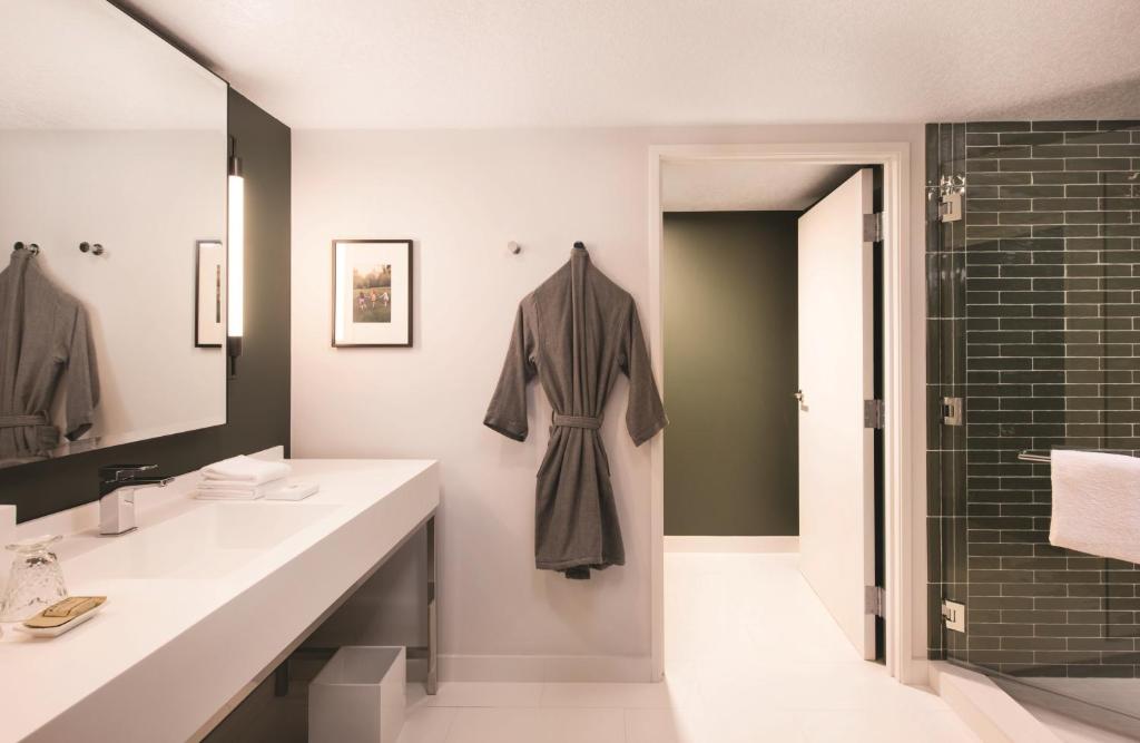 Park MGM Las Vegas, Las Vegas (updated prices 2025)