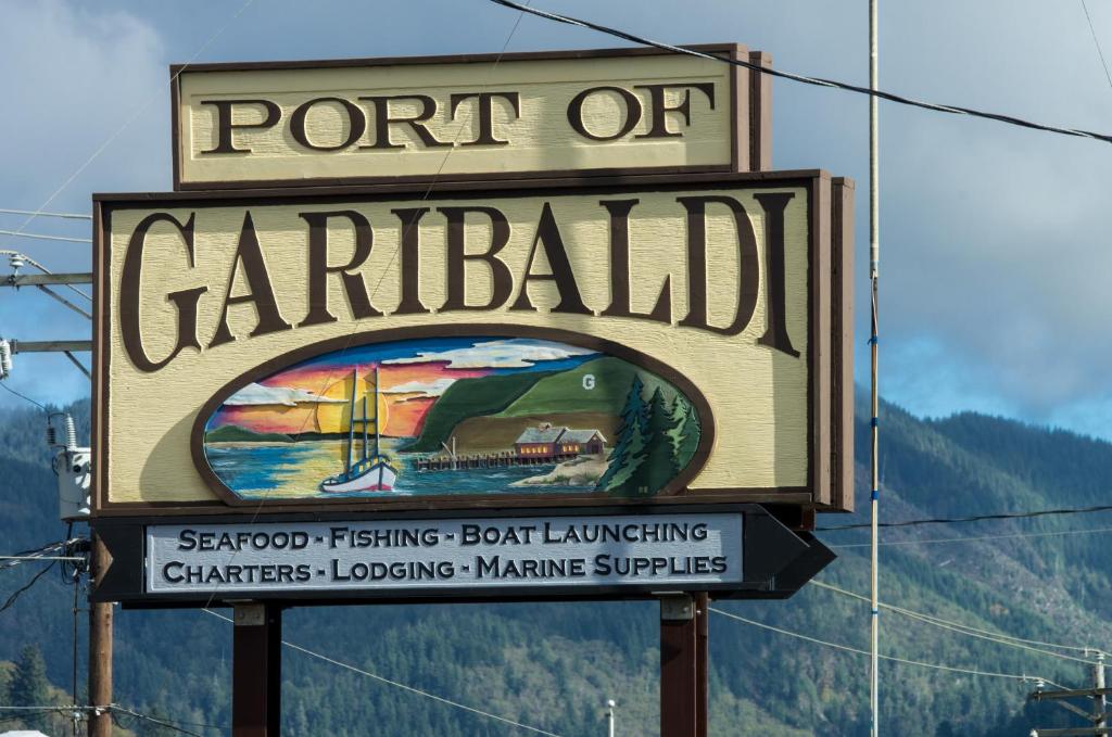 The Hotel Garibaldi, Garibaldi (updated prices 2025)