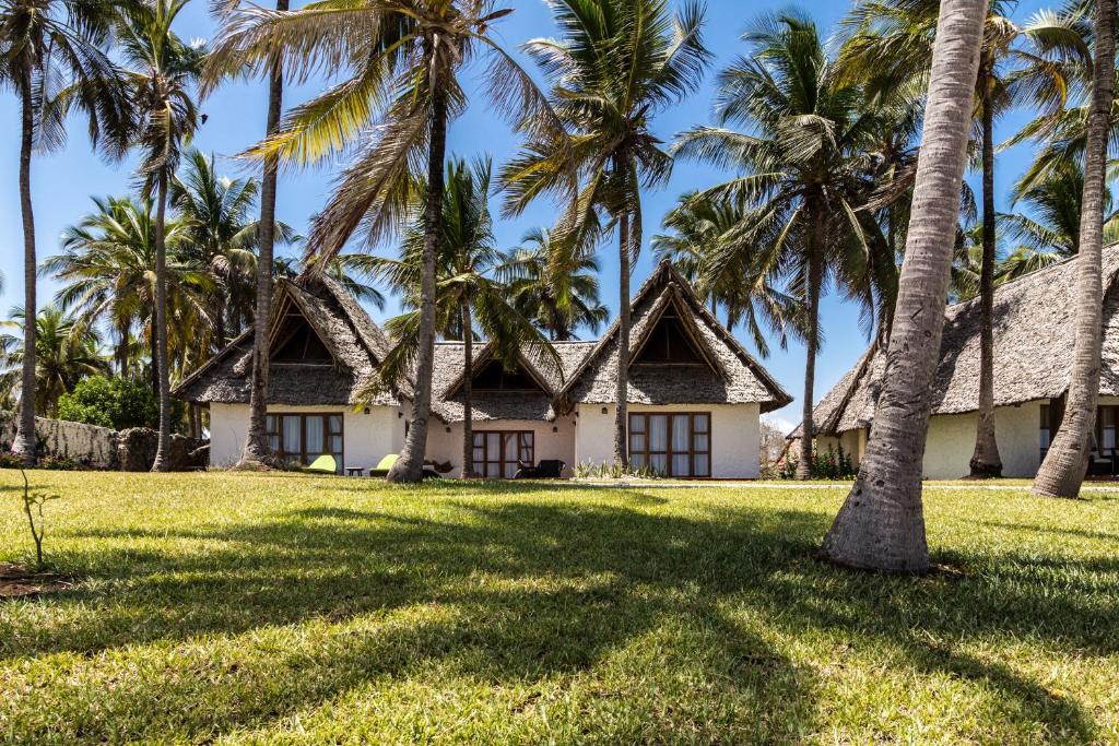 Karafuu Beach Resort & Spa, Pingwe (updated prices 2025)