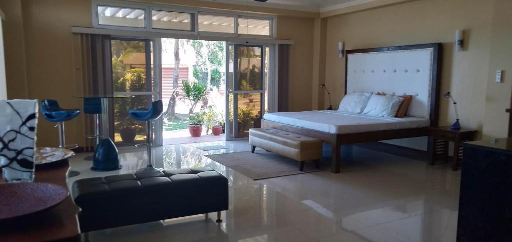 Happy Ripples Beach Resort, Mabilao (updated prices 2025)
