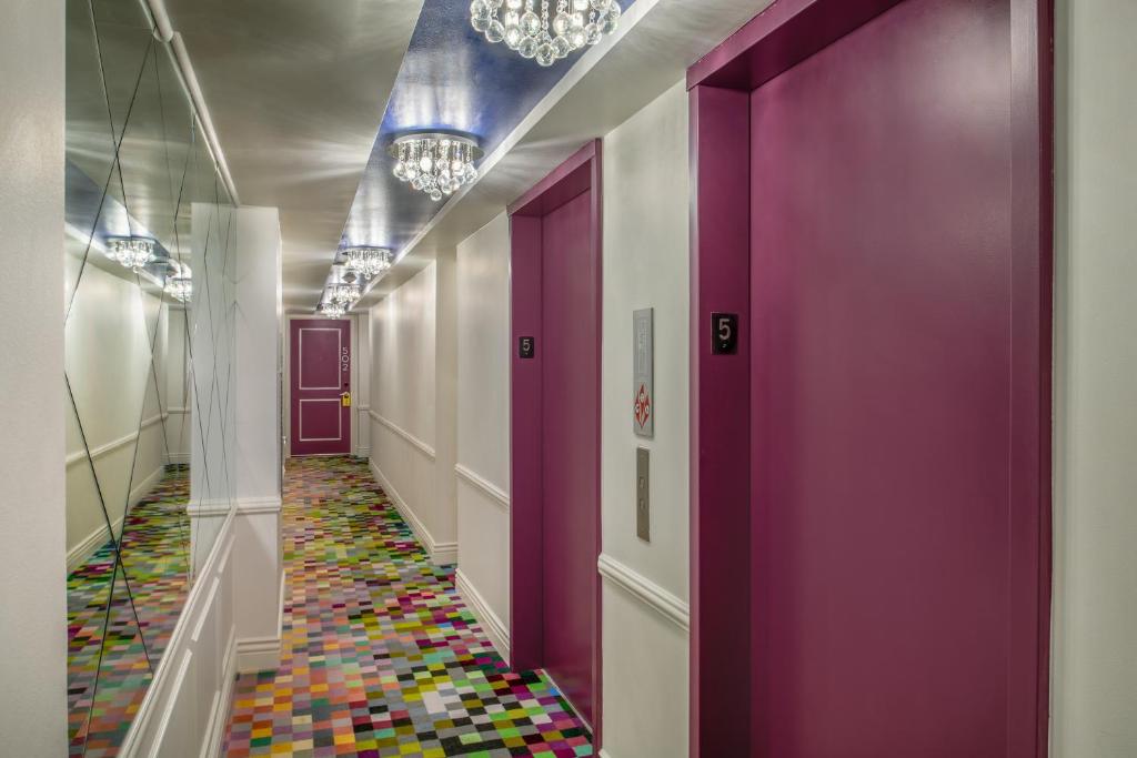 Staypineapple, An Artful Hotel, Midtown New York, New York (updated ...