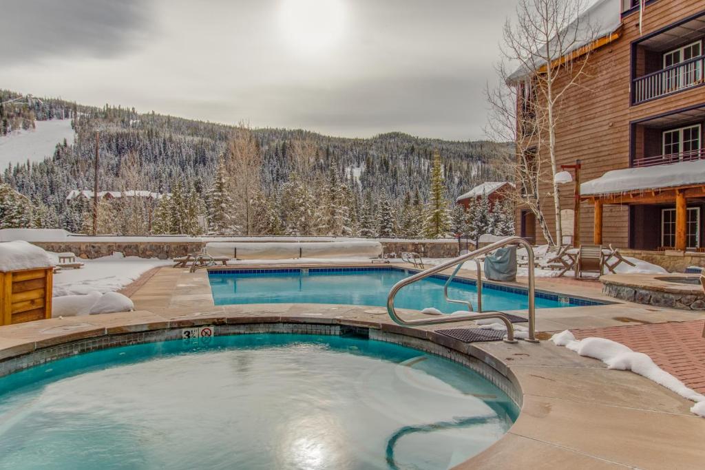 Buffalo Lodge, Keystone (updated prices 2025)