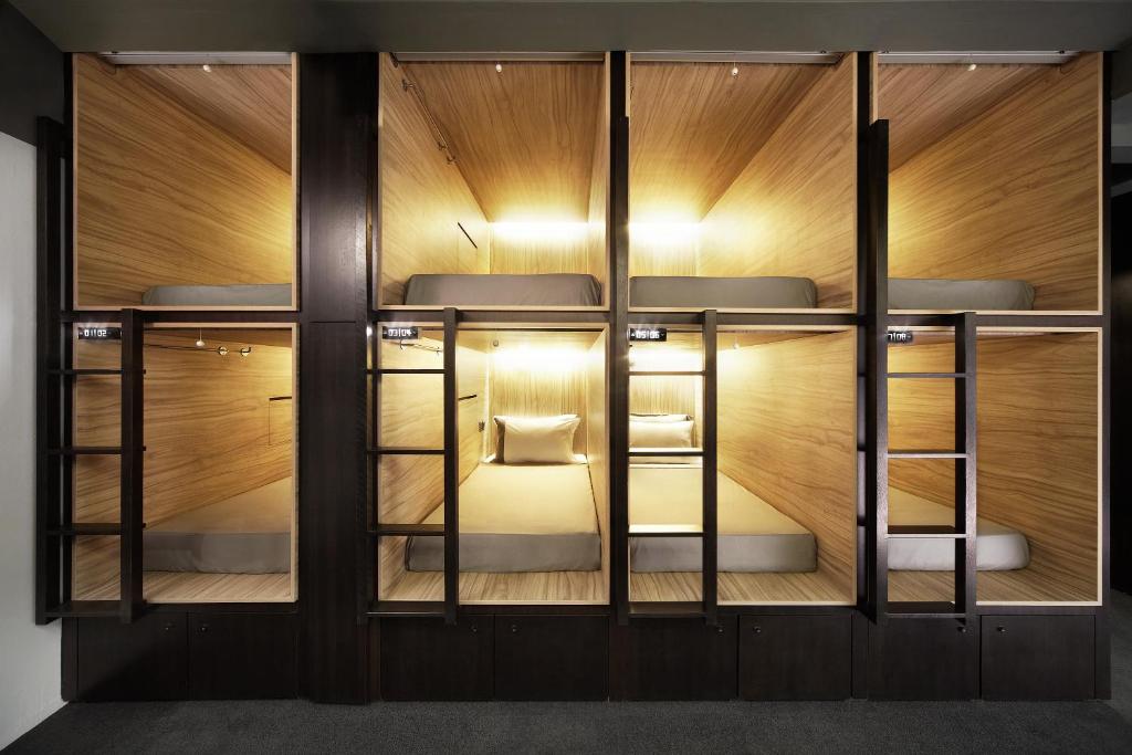 The Pod at Beach Road Boutique Capsule Hotel, Singapore (updated prices ...