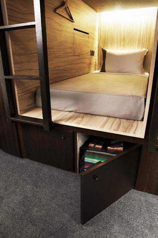 The Pod at Beach Road Boutique Capsule Hotel, Singapore (updated prices ...
