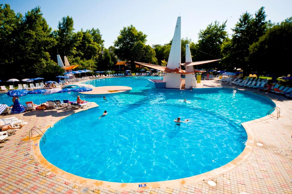 Hotel Ralitsa Aquaclub - All Inclusive plus Aquapark, Albena (updated ...