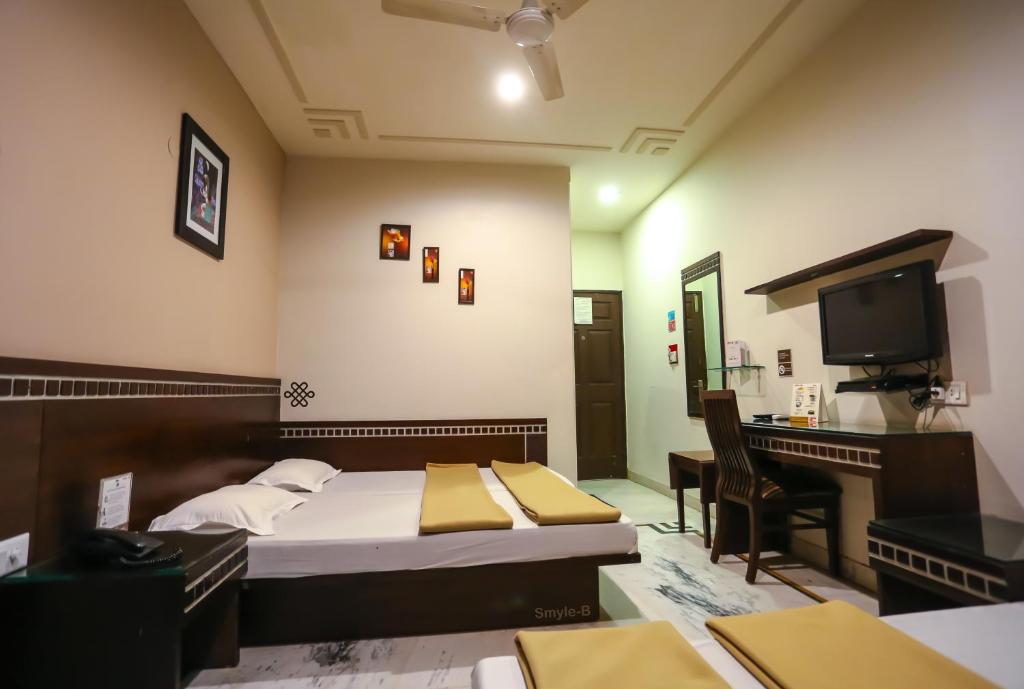 Smyle Inn - Best Value Hotel near New Delhi Station, New Delhi (updated ...