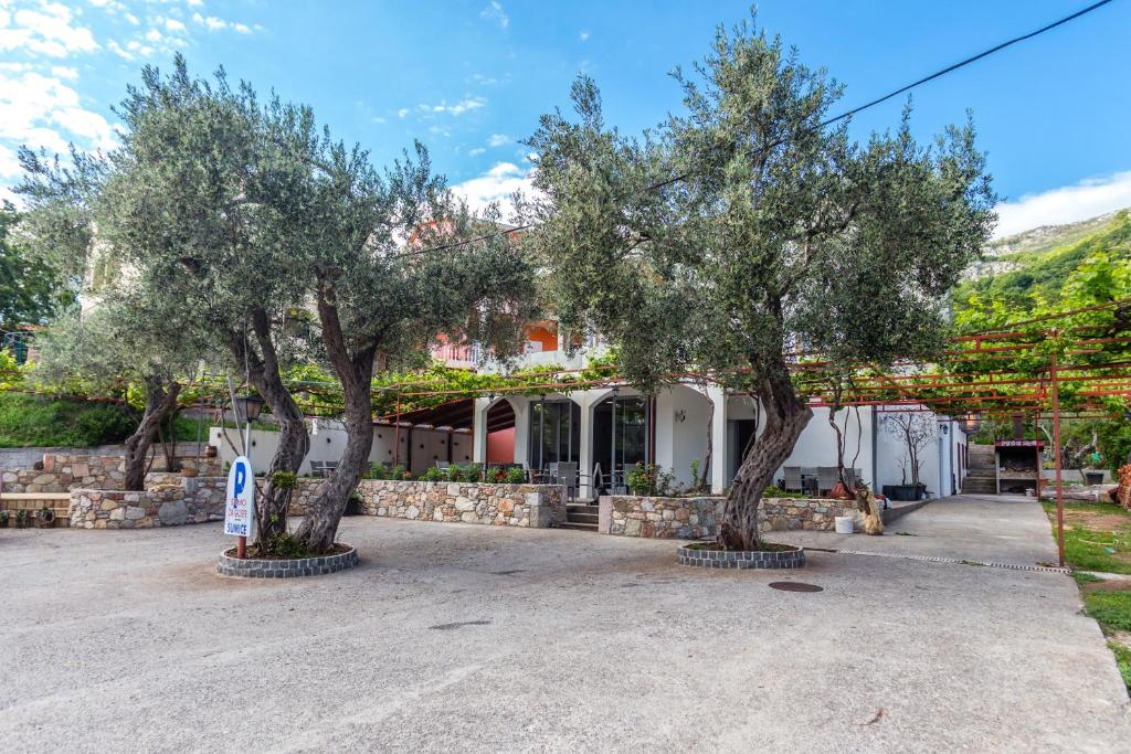 Sumice Inn, Petrovac na Moru (aktualisierte Preise für 2026)