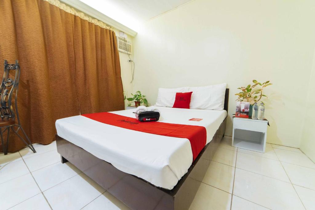 RedDoorz @ Ledesco Avenue Lapaz Iloilo, Iloilo City (updated prices 2026)