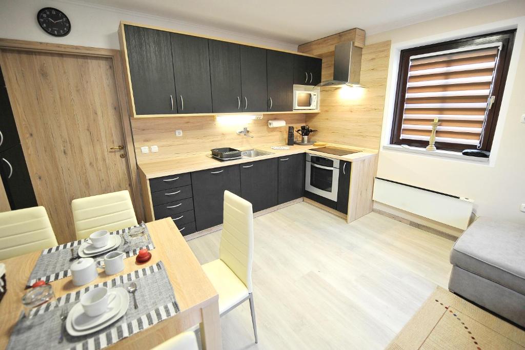 Aparthouse SUPREME with Terme Catez Swimming Pools Tickets, Čatež ob ...