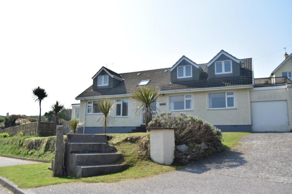 Perran Steps, Perranporth (updated prices 2025)
