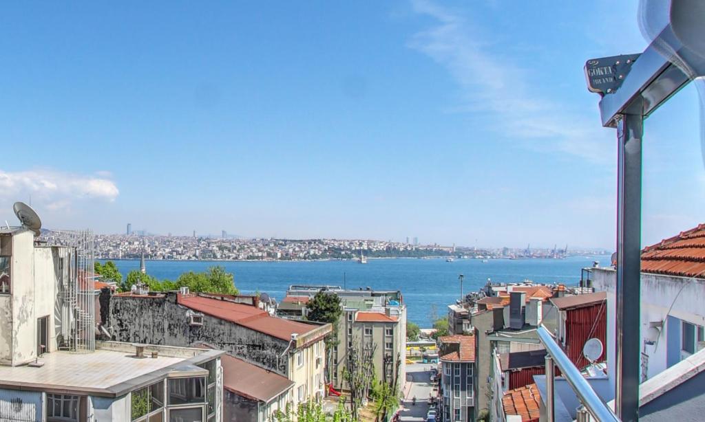 Cihangir Palace Hotel, Istanbul (updated prices 2026)