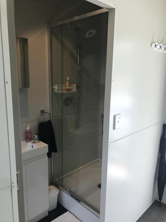 WanaHaka - Lake Wanaka & Town at your door, Wanaka – Updated 2023 Prices