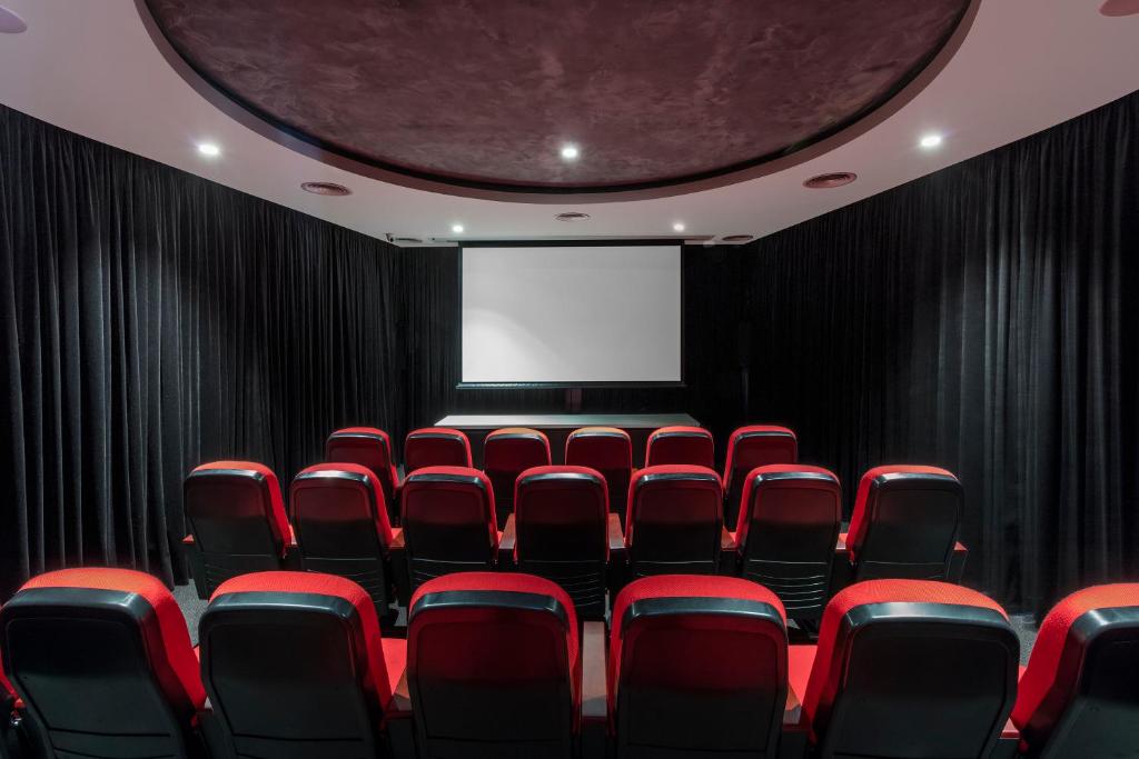 Imagine Marco, Melbourne (updated prices 2025)