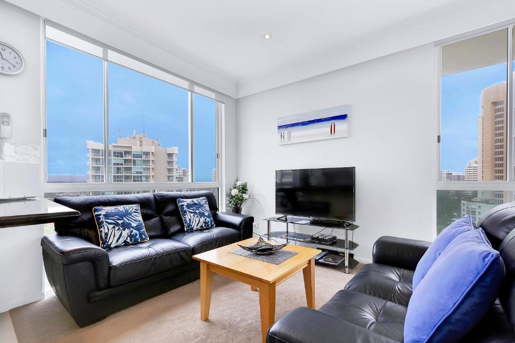 Pacific Views Resort, Gold Coast (updated prices 2025)